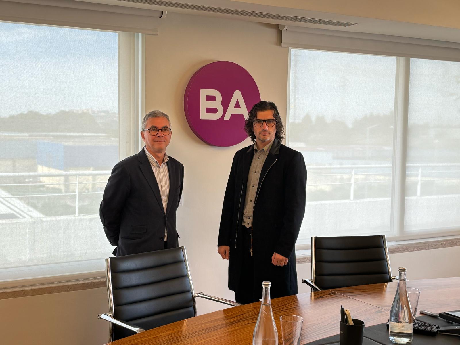 El alcalde de Villafranca se reúne con los directivos de BA Glass para ...